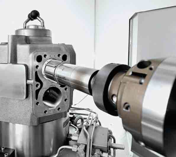 Tooling Adapts Four-Axis HMC for Custom Honing | American Machinist