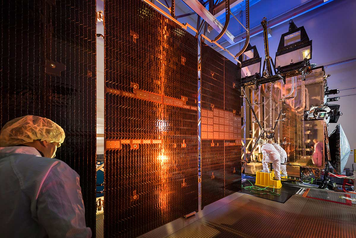 Lockheed Delivers New Military Comms Satellite | American Machinist