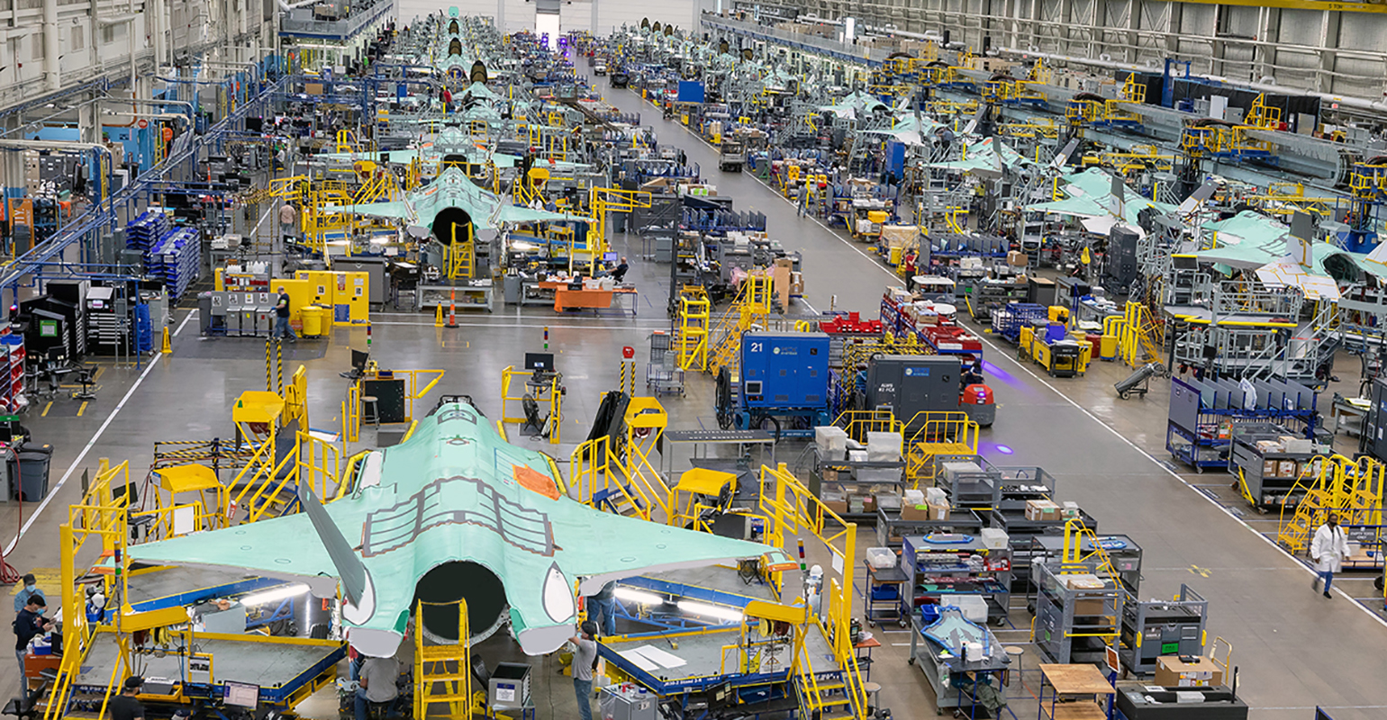 Defense Contractor Tops F-35 Target for 2021 | Lockheed Martin ...